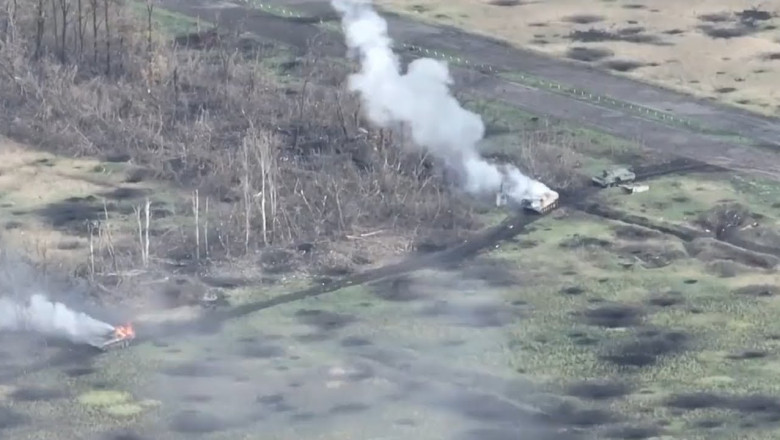 UKRANIAN STUGNA-P ANTI TANK WEAPON DESTROYS ENTIRE RUSSIAN ARMORED ...